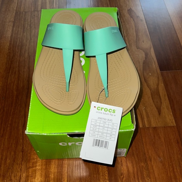 CROCS | Shoes | Tulum Sandals | Poshmark